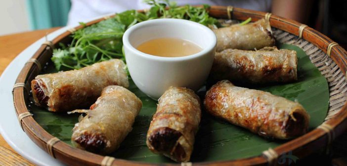 20+ Vietnamese Recipes To Try At Home [Super Easy To Do]