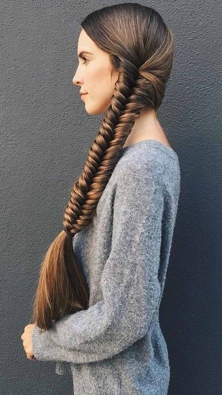 70+ Beautiful Summer Hairstyles [with Photo] That Never Stop Being Hot